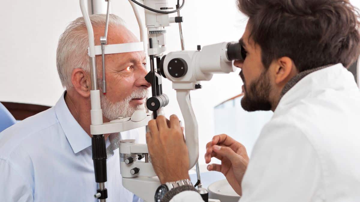 Glaucoma Surgery: Recovery, Aftercare & Complications