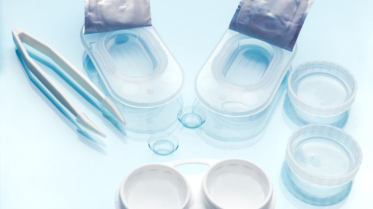 Tips to Buying Cheap Contact Lenses and Save Money